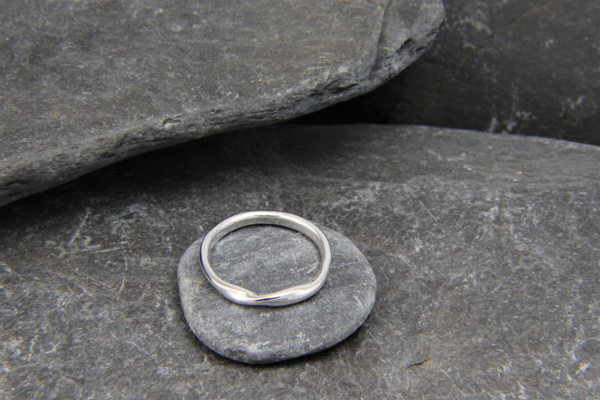 Rolling Waves Stacking Ring – Lucy Symons Jewellery